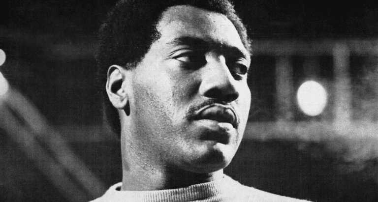 Which African-American soul singer died tragically in a plane crash in ...